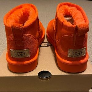 UGG | Shoes | Ugg Ultra Mini Classic Boot Size 7 | Poshmark